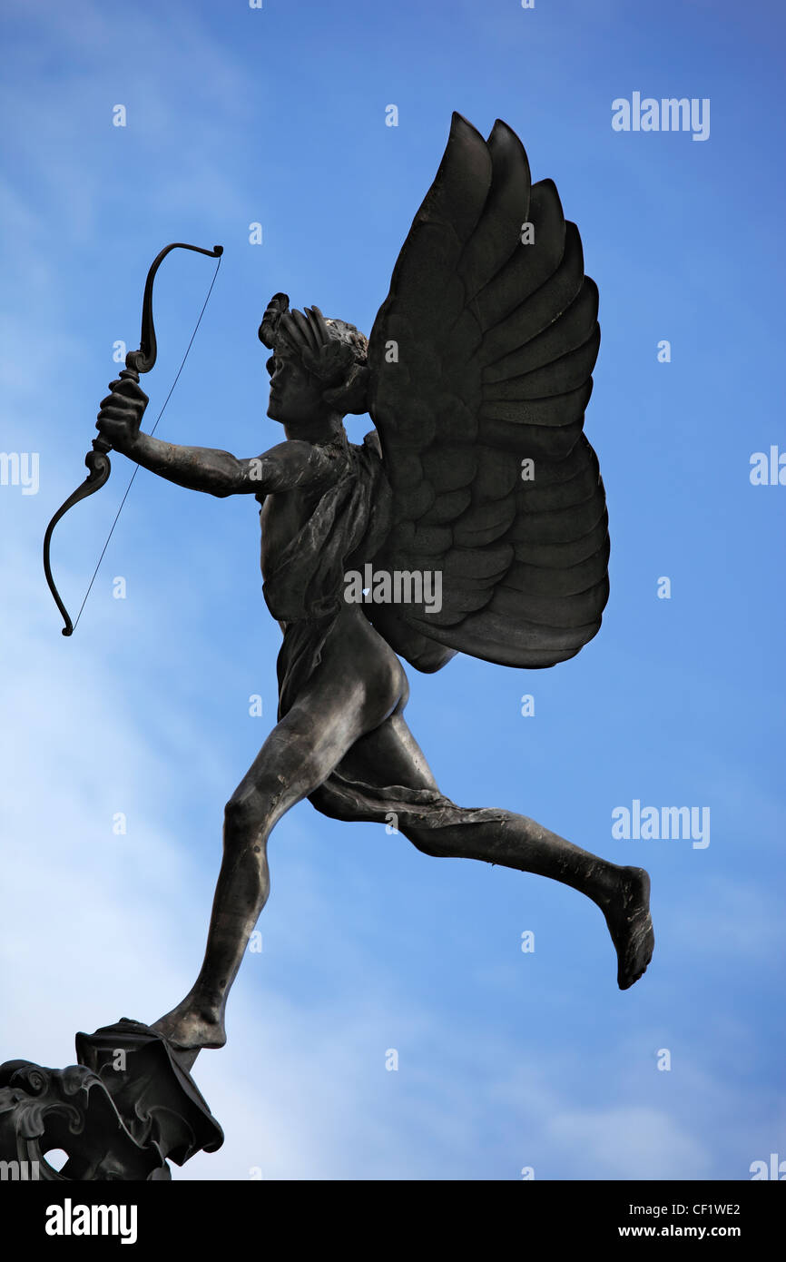 Statue von anteros auf piccadilly zirkus -Fotos und -Bildmaterial in ...