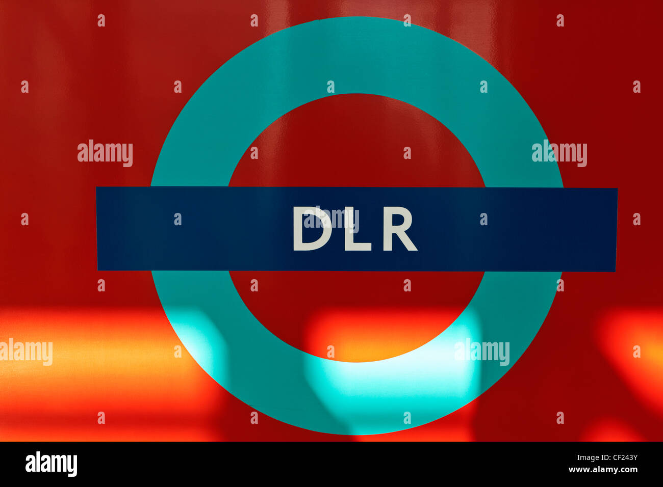 Docklands Light Railway (DLR) Zeichen Stockfotografie - Alamy