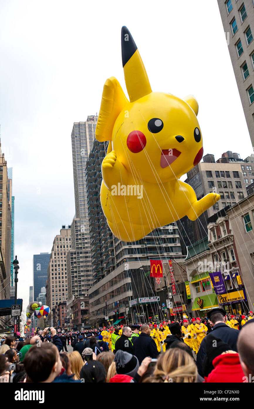 Pikachu parade -Fotos und -Bildmaterial in hoher Auflösung – Alamy