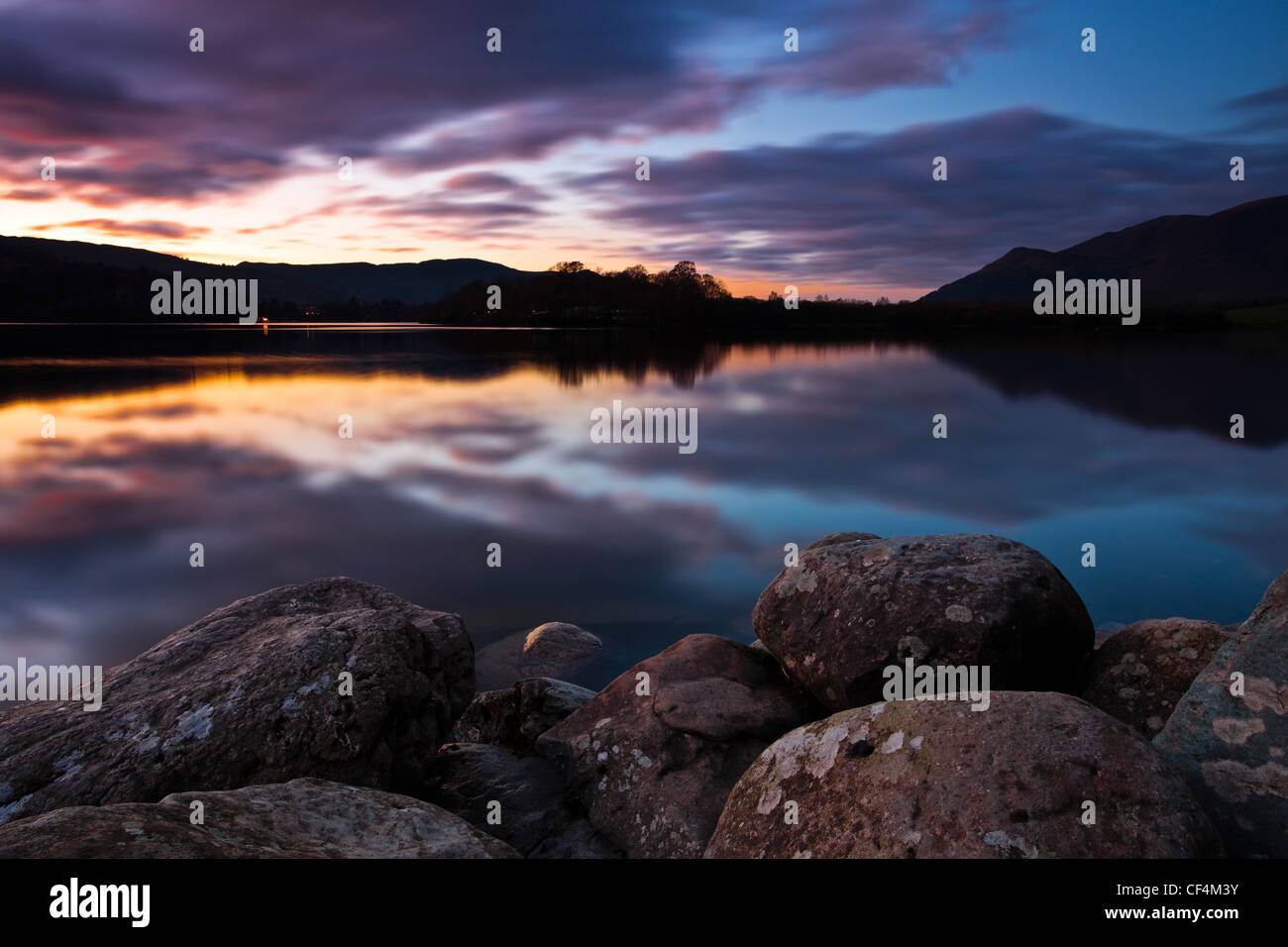 Abgerundete felsen -Fotos und -Bildmaterial in hoher Auflösung – Alamy
