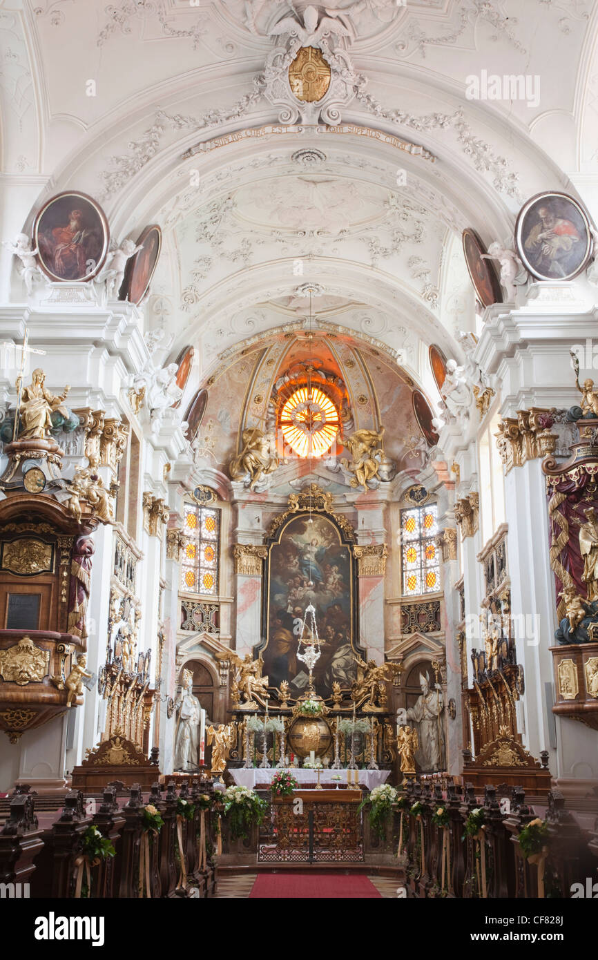 Europa, Österreich, Wachau, Dürnstein, Dürnstein Kloster, Kirchen ...