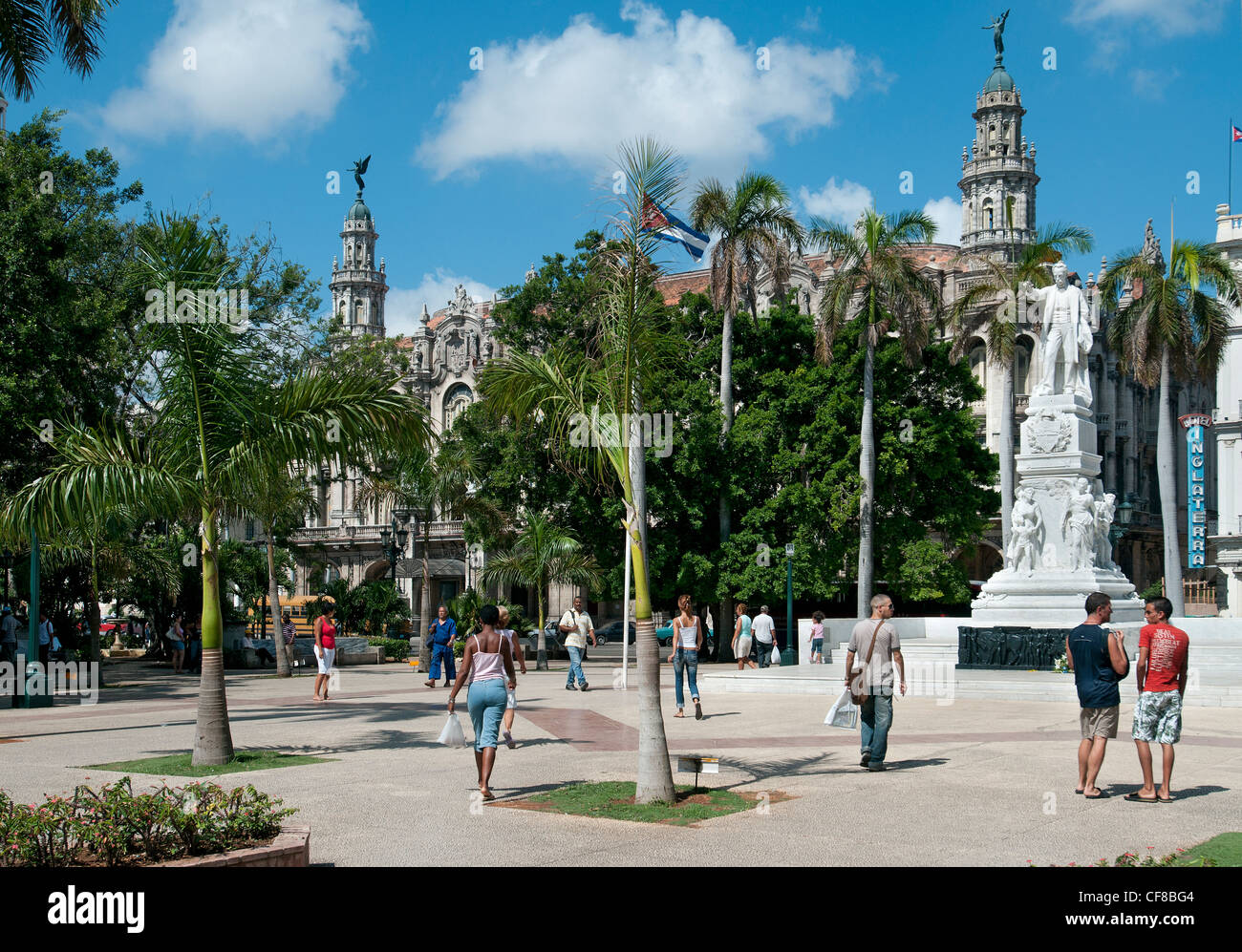Parque Central Gran Teatro De La Habana-Havanna-Kuba Stockfotografie ...