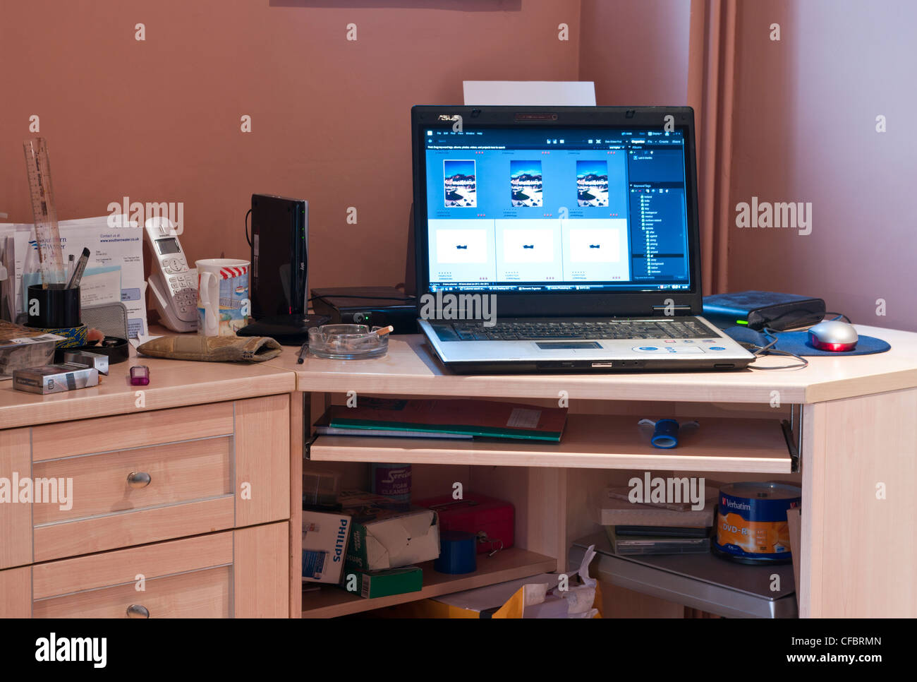 Die workstation -Fotos und -Bildmaterial in hoher Auflösung – Alamy