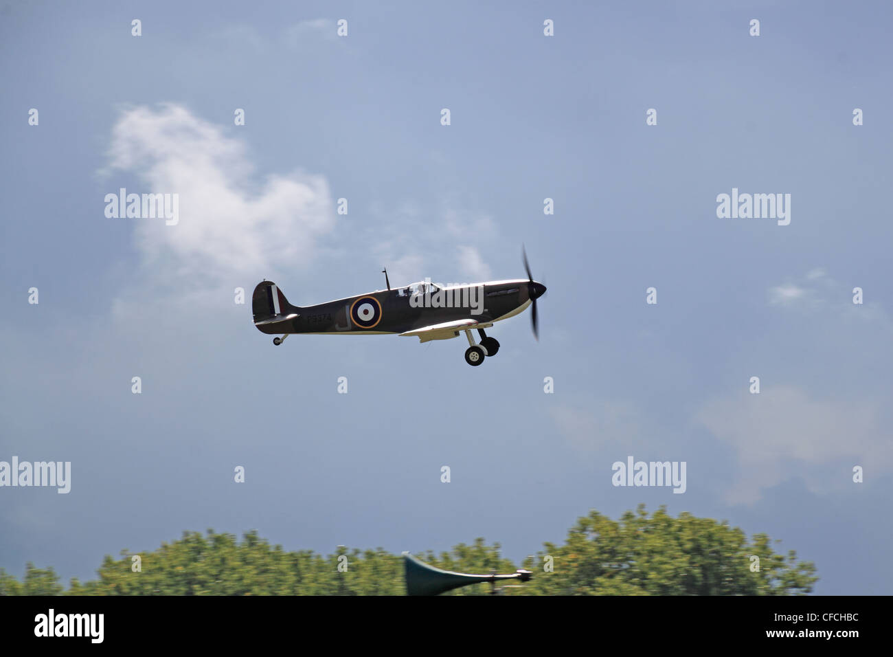 Supermarine spitfire ia p9374 -Fotos und -Bildmaterial in hoher ...