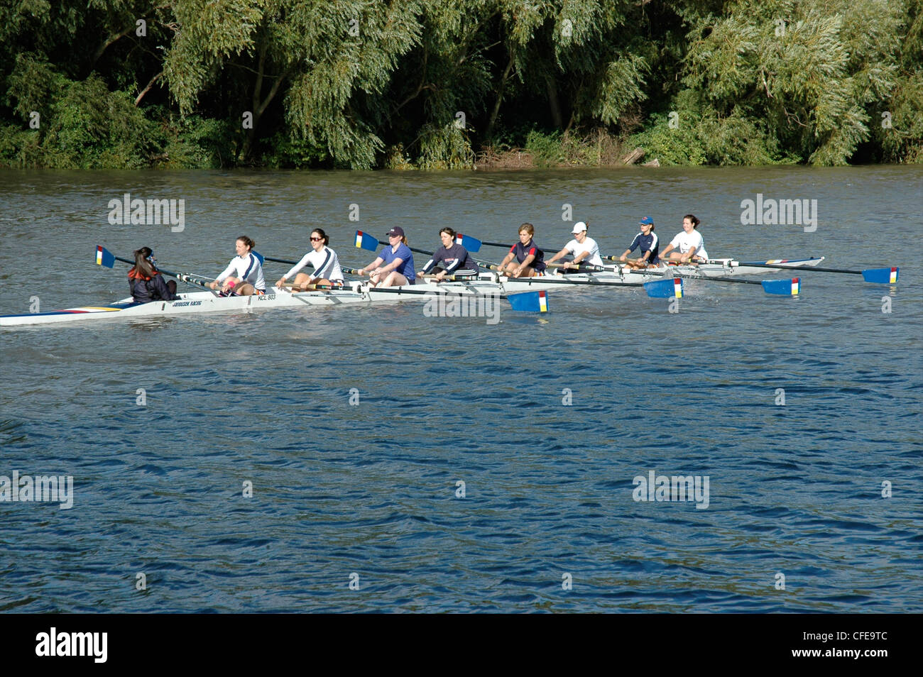 Weibliche sculling -Fotos und -Bildmaterial in hoher Auflösung – Alamy
