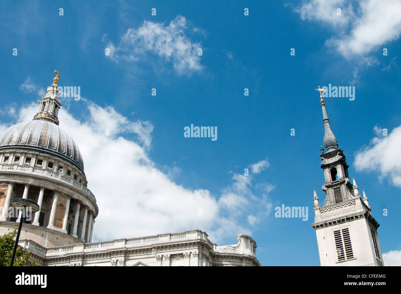 Nach oben auf die st pauls cathedral -Fotos und -Bildmaterial in hoher Auflösung – Alamy