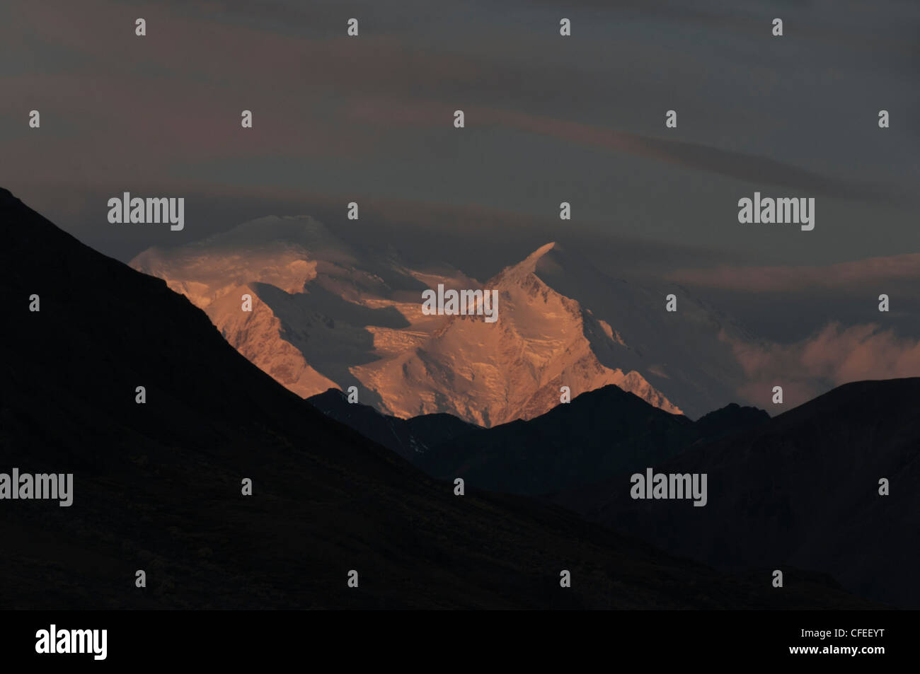 20320' Gipfel des Mt McKinley, North Peak und dem South Peak sind ...