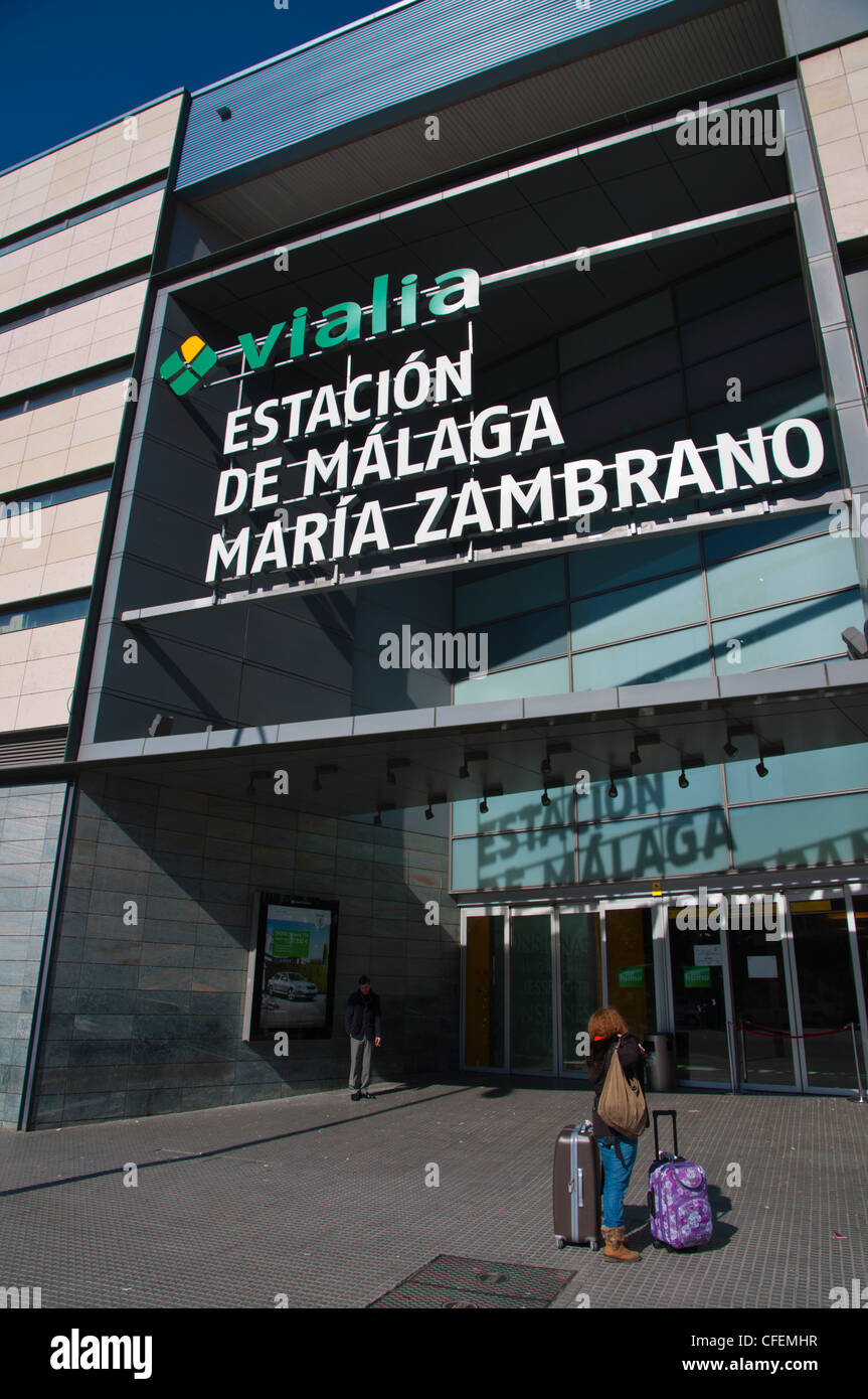Estacion de malaga maria zambrano -Fotos und -Bildmaterial in hoher ...