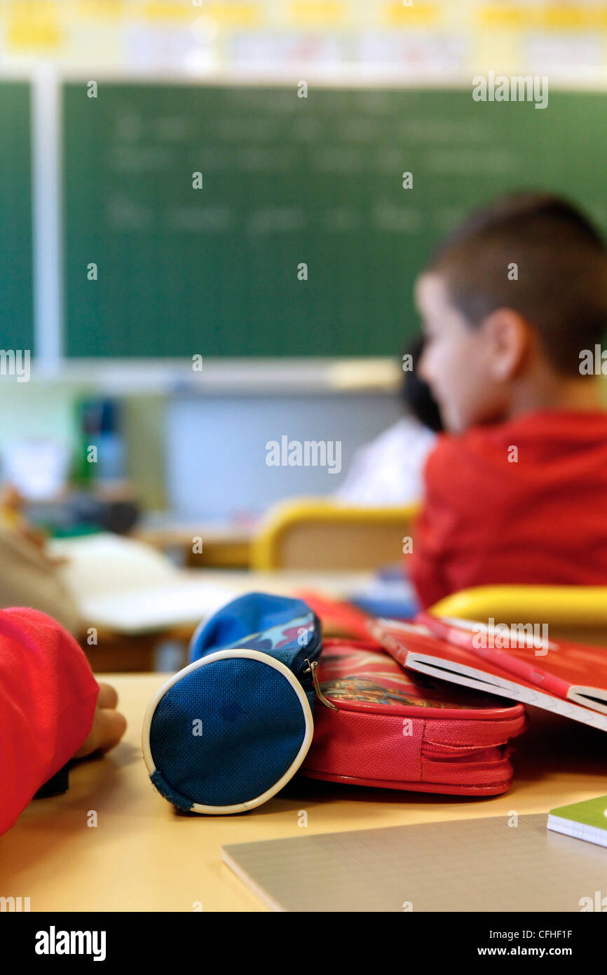Beginn des neuen Schuljahres Stockfotografie - Alamy Beginn des neuen Schuljahres Stockfotografie - Alamy