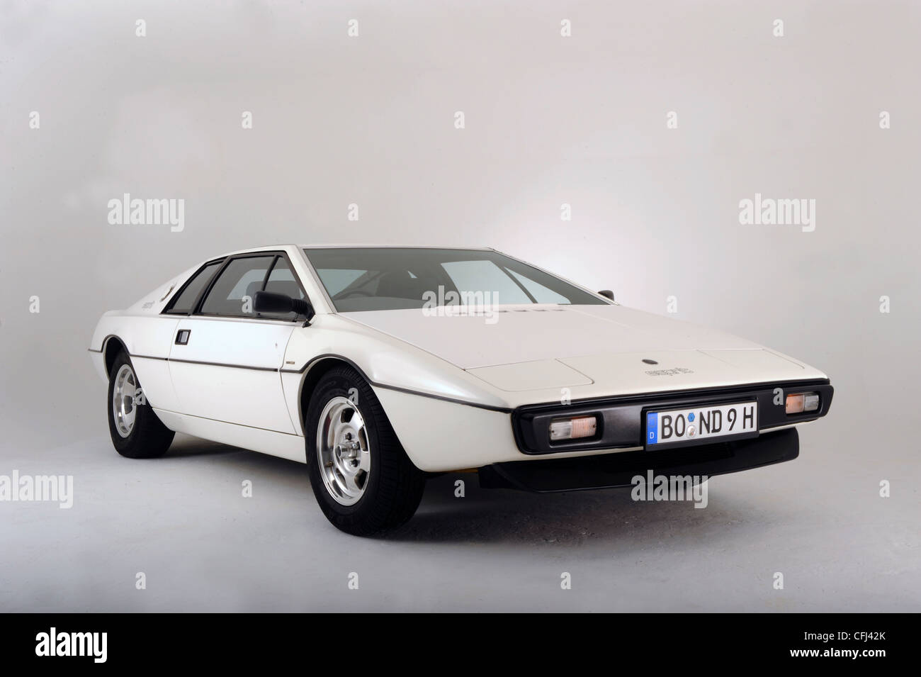 1977 Lotus Esprit aus dem James Bond film The Spy Who Loved Me ...