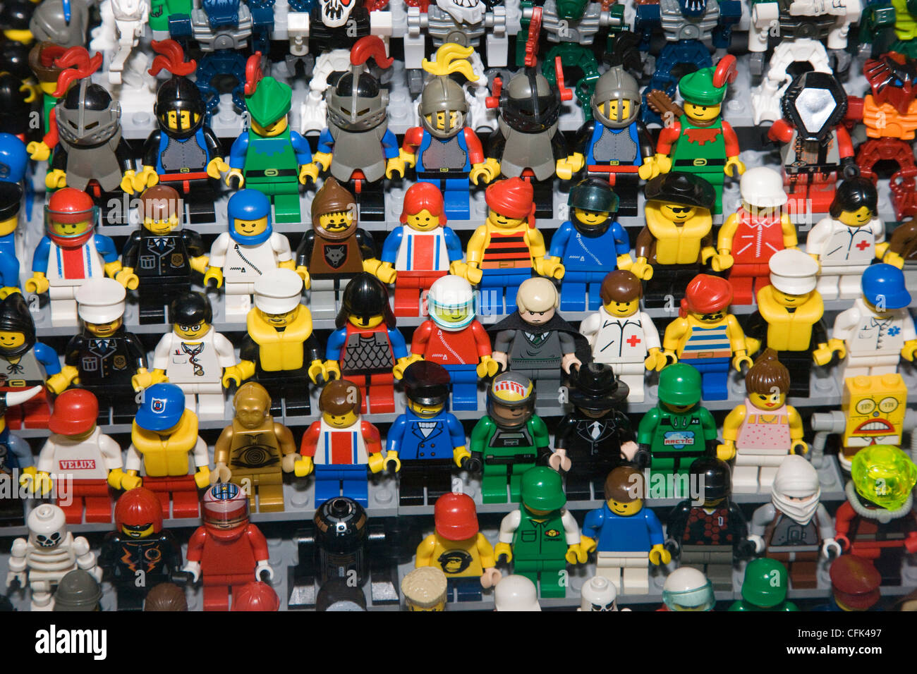 Lego minifiguren -Fotos und -Bildmaterial in hoher Auflösung – Alamy