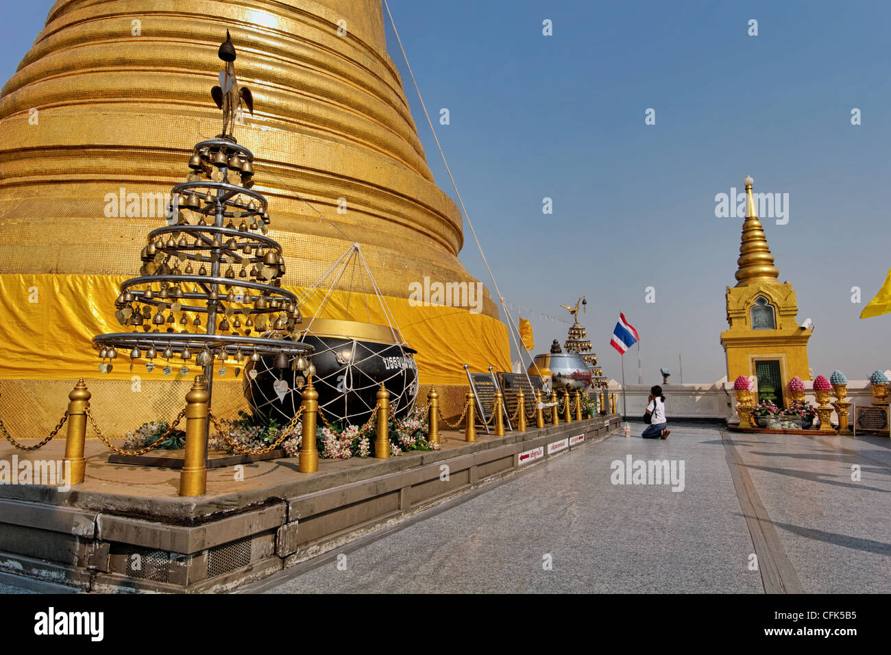 Chedi der Tempel des Goldenen Berges | Bangkok Stockfotografie - Alamy
