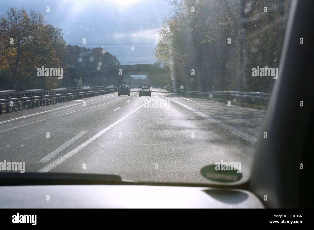 1 autobahn -Fotos und -Bildmaterial in hoher Auflösung – Alamy