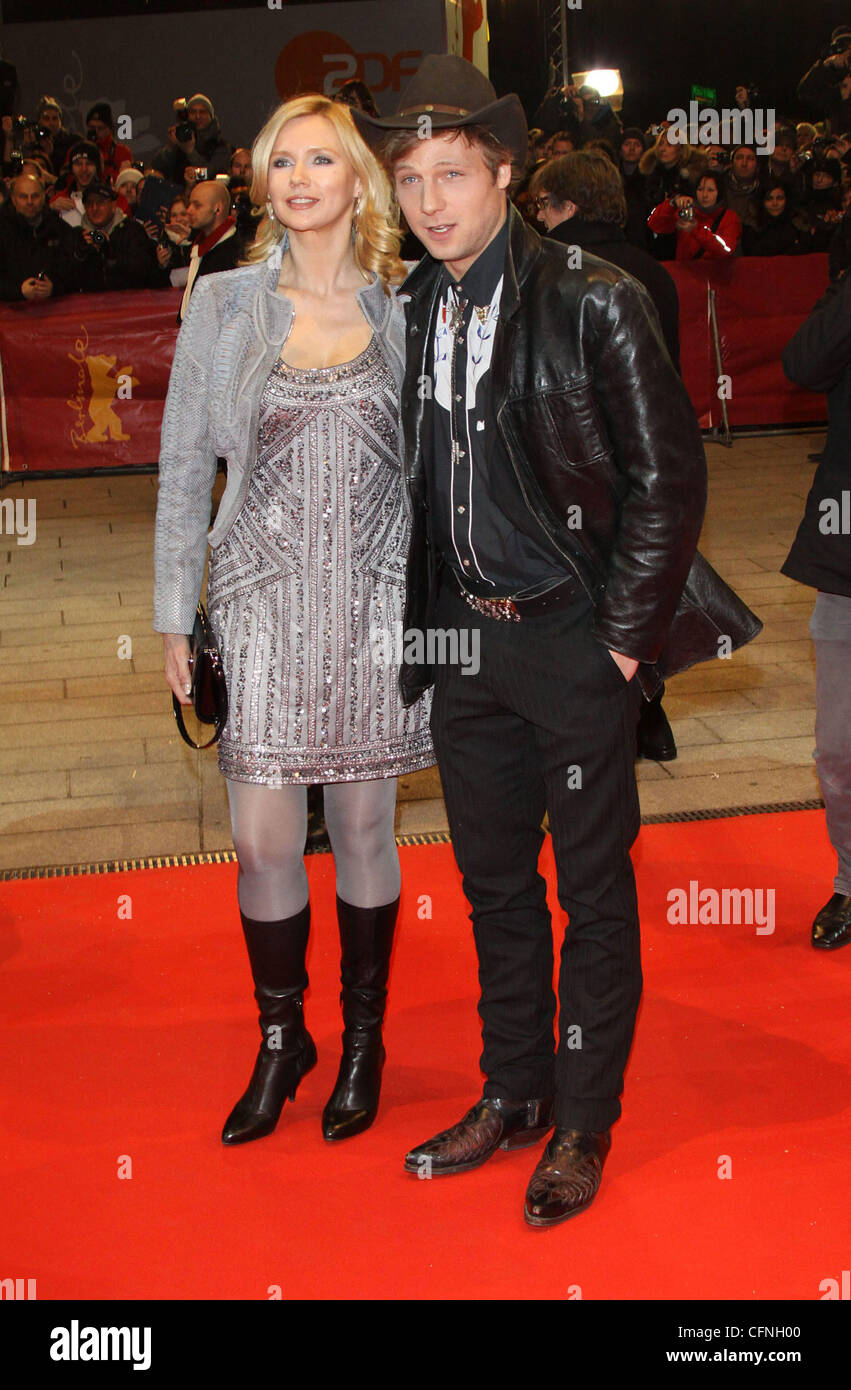 Deutsche Schauspieler Veronika Ferres und Christoph Letkowski 61 ...