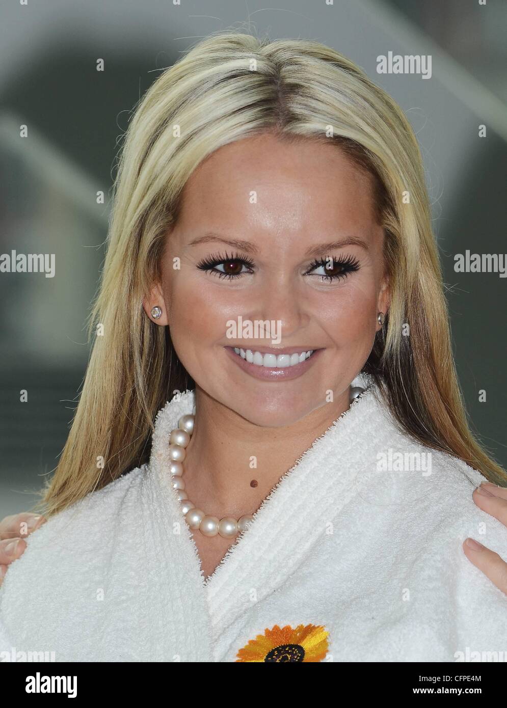 Jennifer Ellison The Calendar Girls Bühnenshow mit Ruth Madoc, Gwen ...