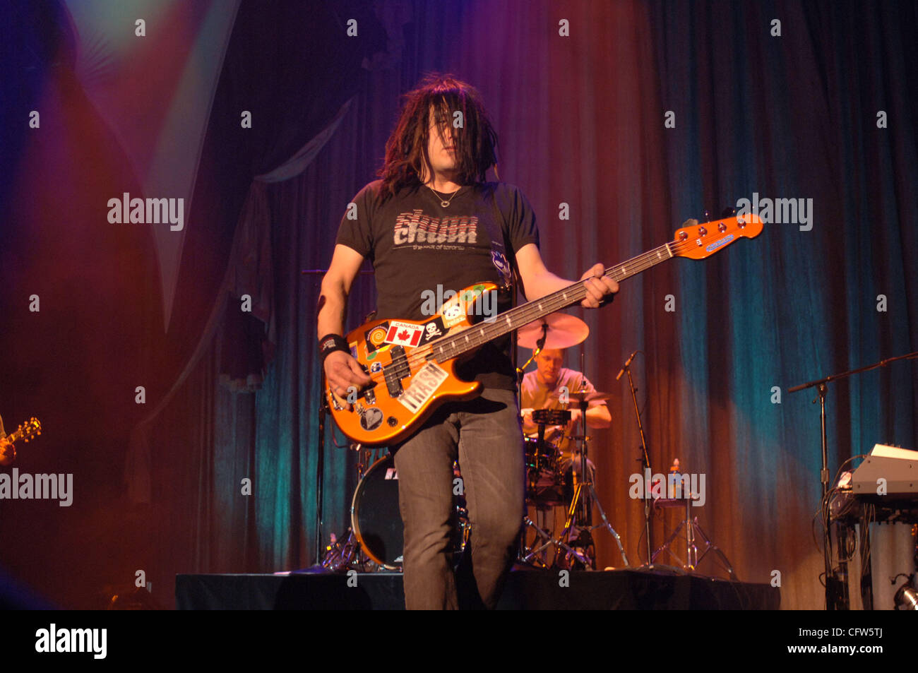 Robby takac bassist -Fotos und -Bildmaterial in hoher Auflösung – Alamy