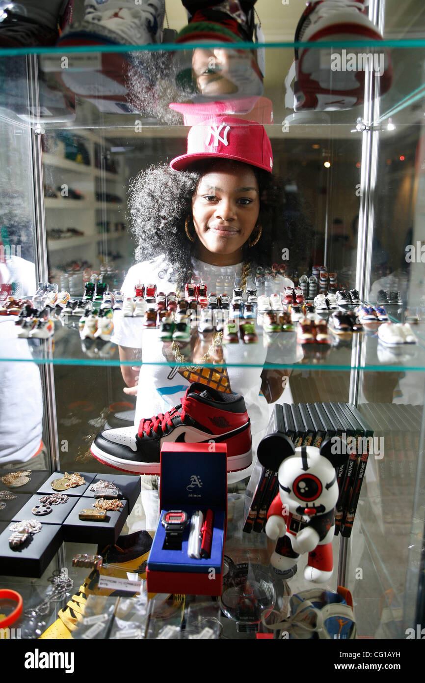 Taylor 16 yr old rapper singer dancer -Fotos und -Bildmaterial in hoher ...