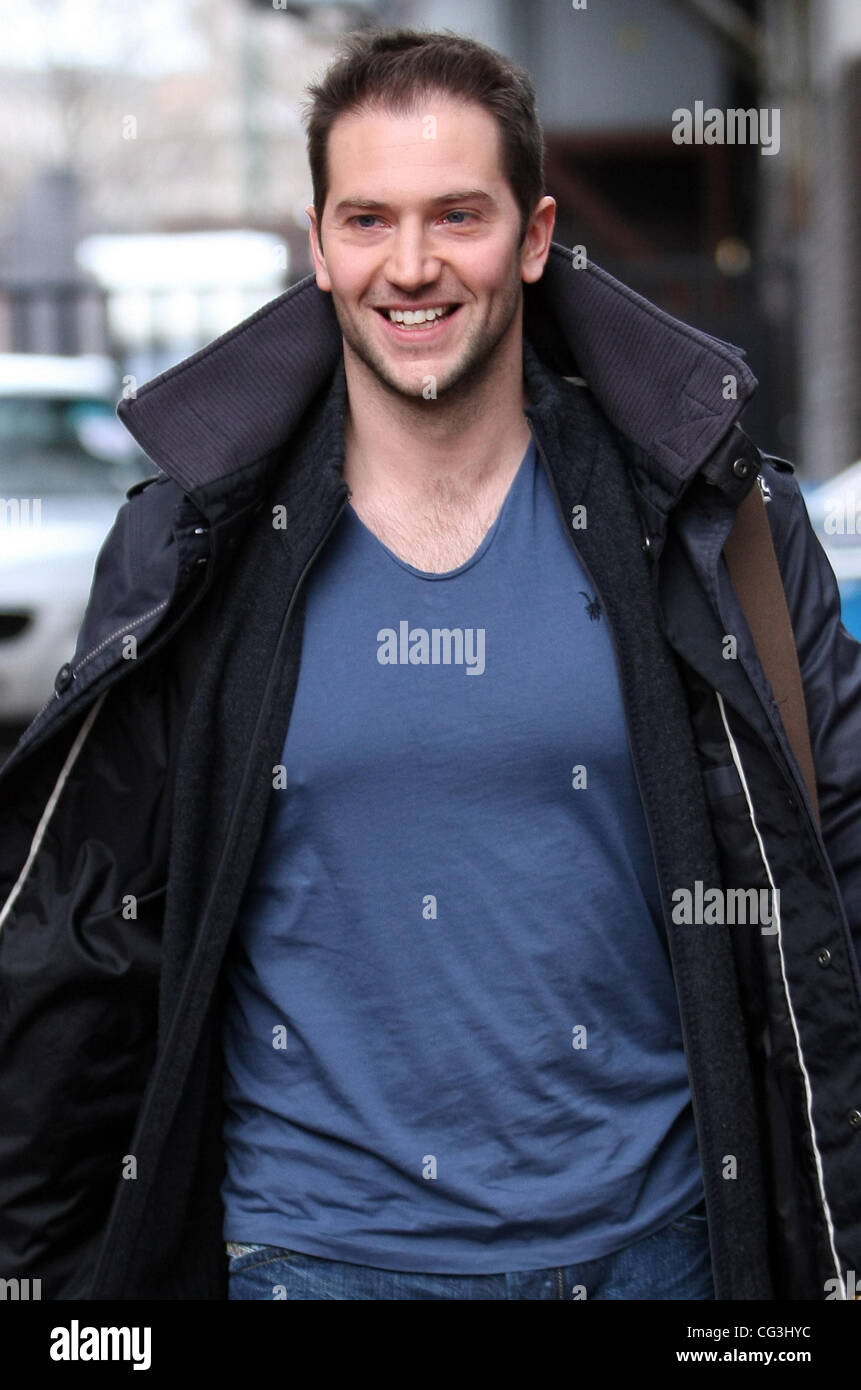 Luke Roberts verlässt die ITV Studios London, England - 10.01.11 ...