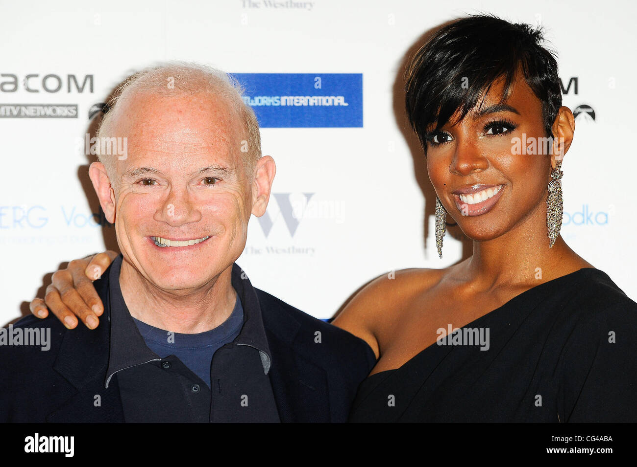 Bill Roedy und Kelly Rowland MTV Staying Alive Fundraising und Abschied ...
