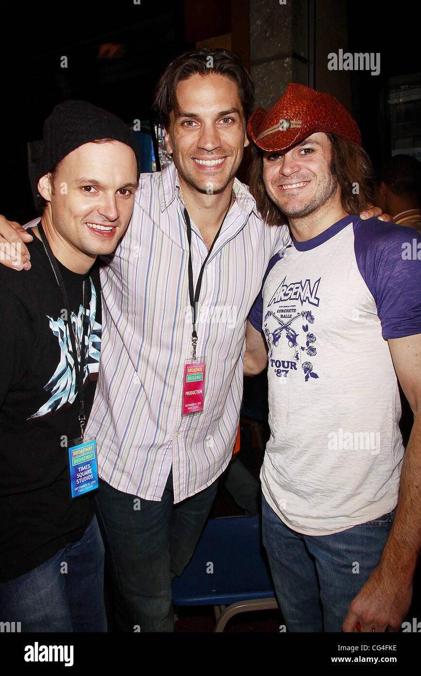 Jeremy Woodard, Will Swenson und Mitchell Jarvis Backstage bei ...