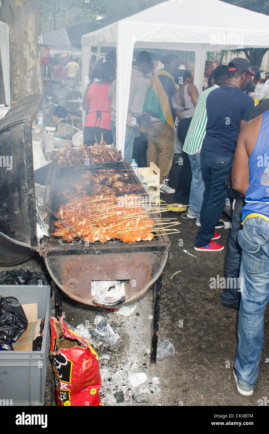 Notting hill carnival food stall -Fotos und -Bildmaterial in hoher ...