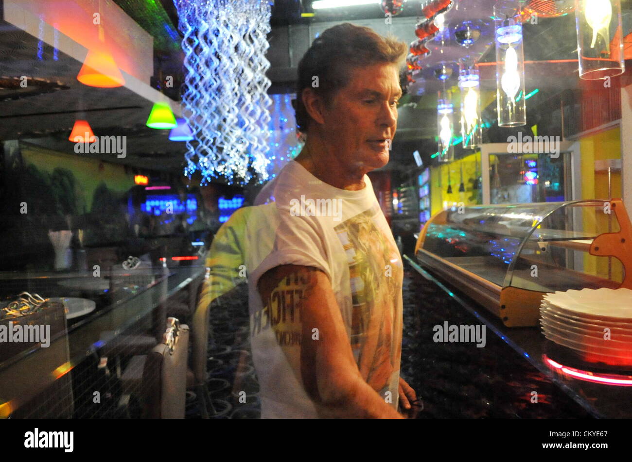 David hasselhof baywatch -Fotos und -Bildmaterial in hoher Auflösung ...