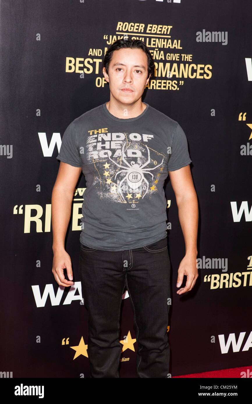 Efren Ramirez im Ankunftsbereich für END OF WATCH Premiere, Regal Kinos ...