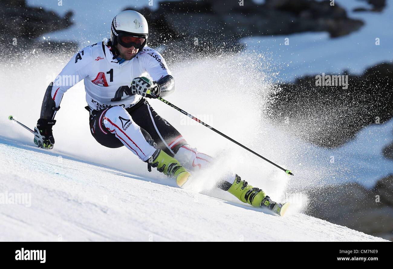 Ski Slalom Gates Stockfotos und -bilder Kaufen - Alamy