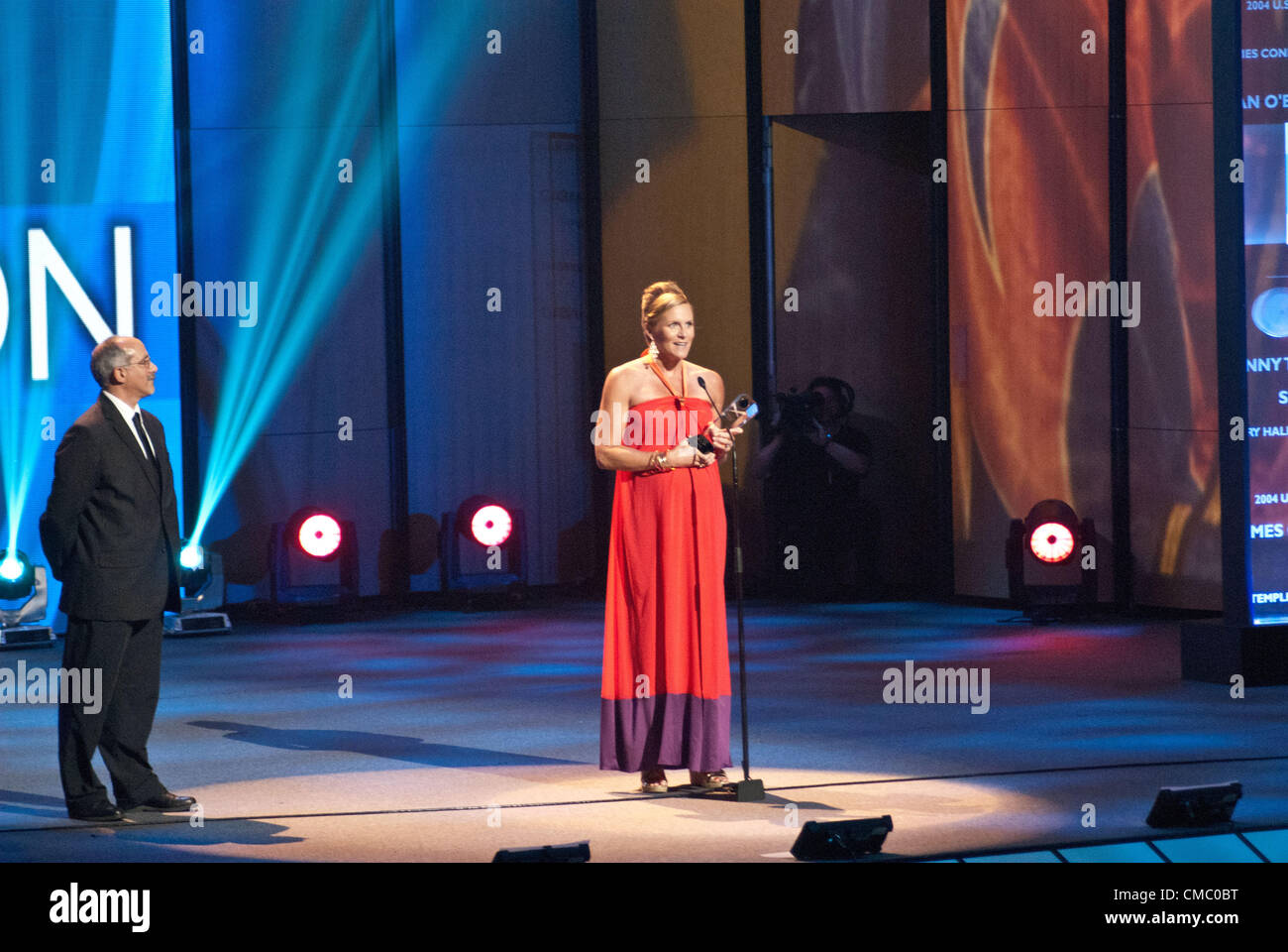 Jenny Thompson wurde in den US Olympic Hall Of Fame im Rahmen einer ...