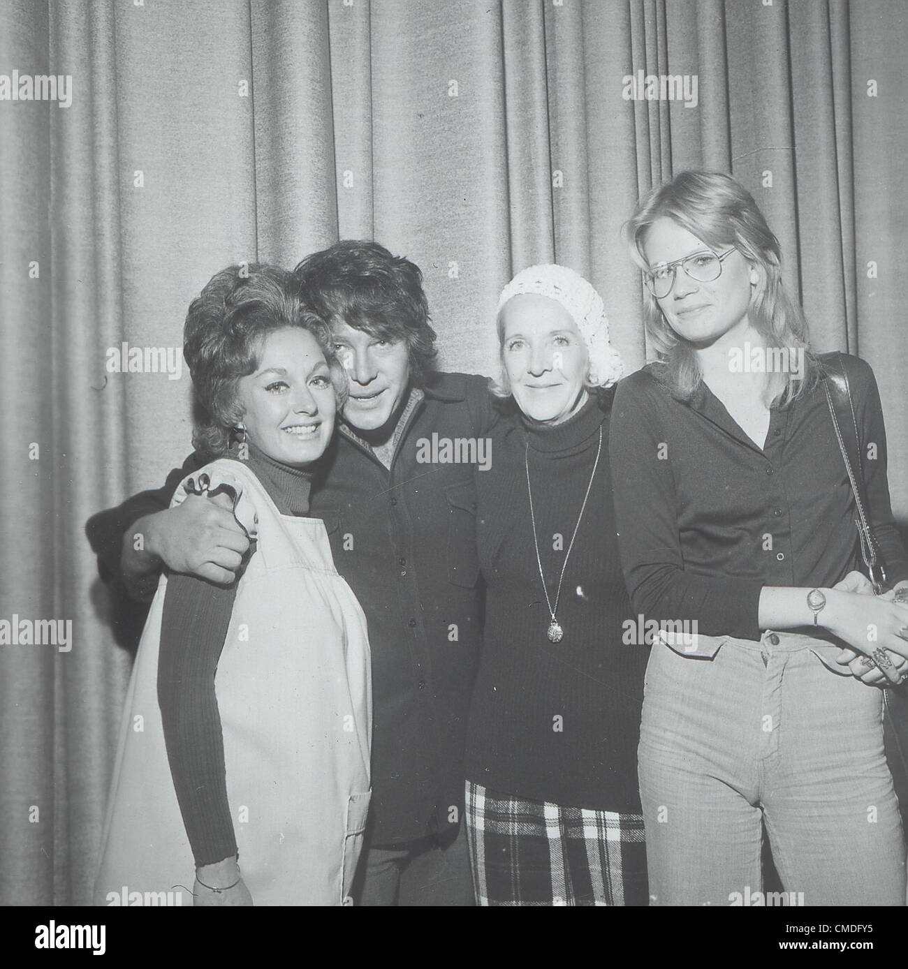 Mit seiner frau colleen -Fotos und -Bildmaterial in hoher Auflösung – Alamy