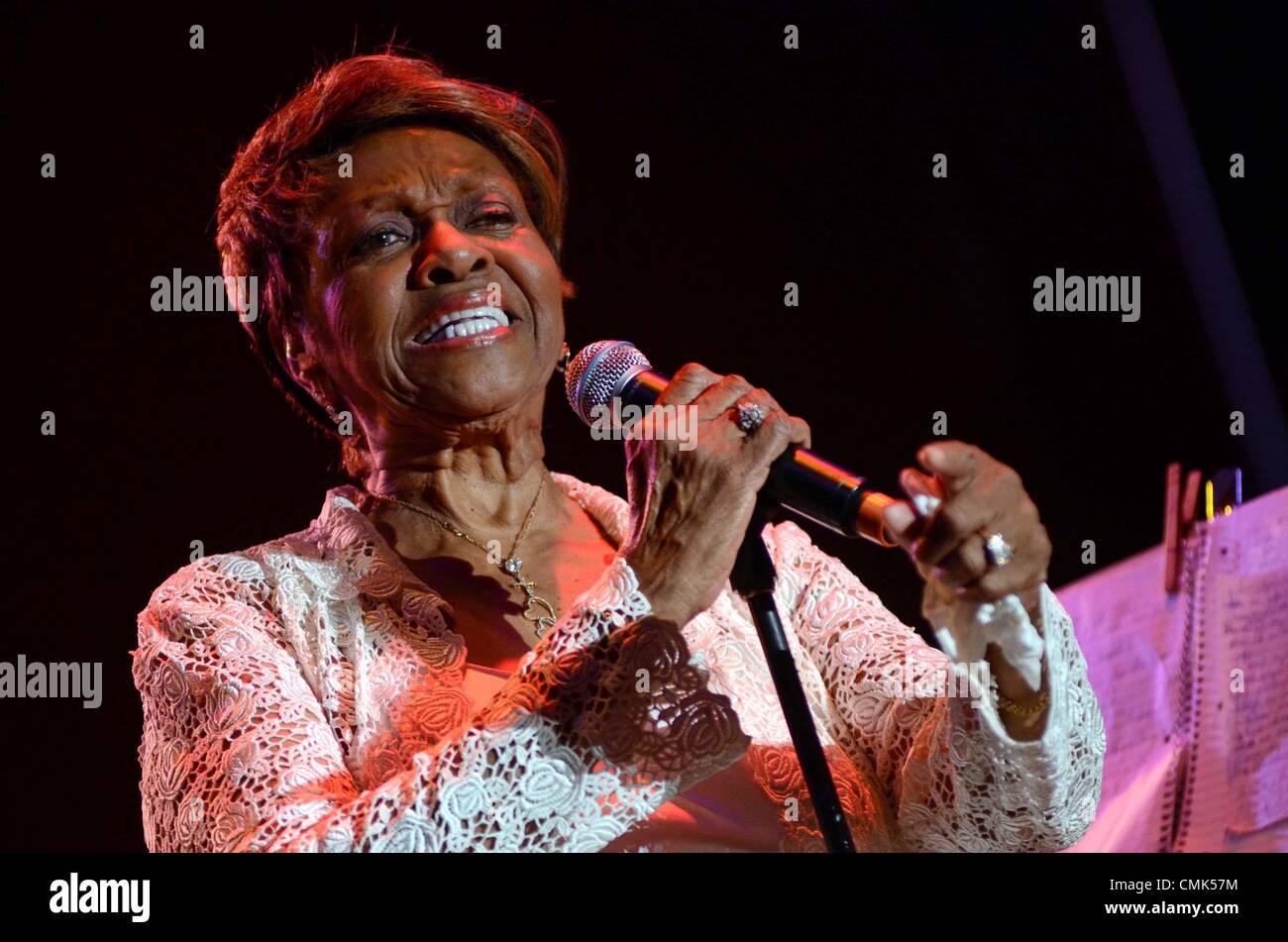 Cissy houston -Fotos und -Bildmaterial in hoher Auflösung – Alamy