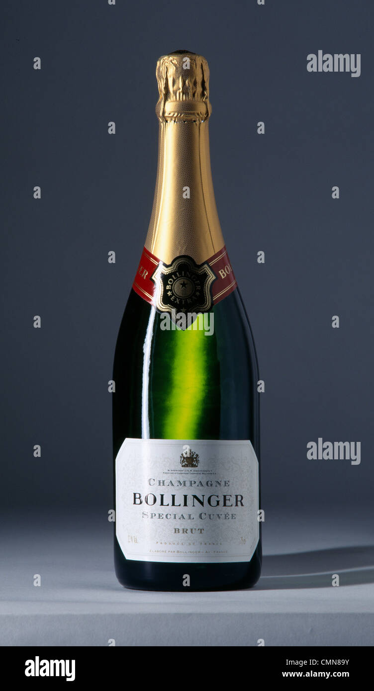 Champagner bollinger -Fotos und -Bildmaterial in hoher Auflösung – Alamy