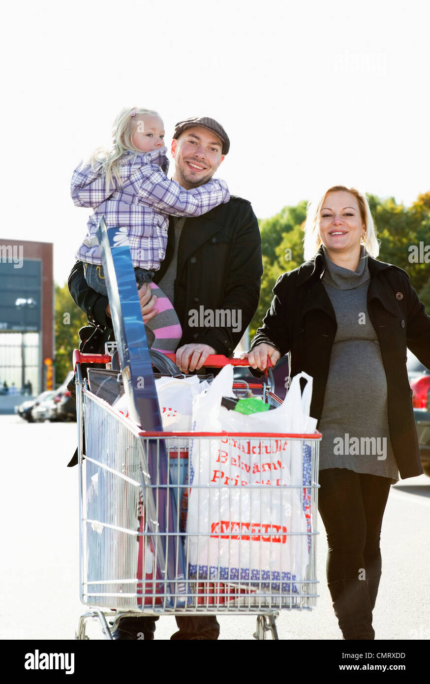Parkplatz Beim Einkaufen Stockfotos und -bilder Kaufen - Alamy