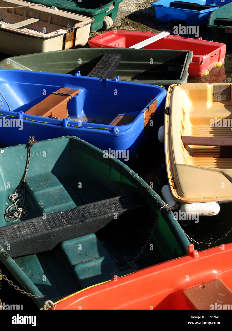 Kleine Boote Riec Hafen Stockfotos und -bilder Kaufen - Alamy