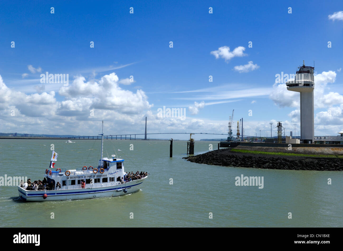 France normandy honfleur bridge -Fotos und -Bildmaterial in hoher ...