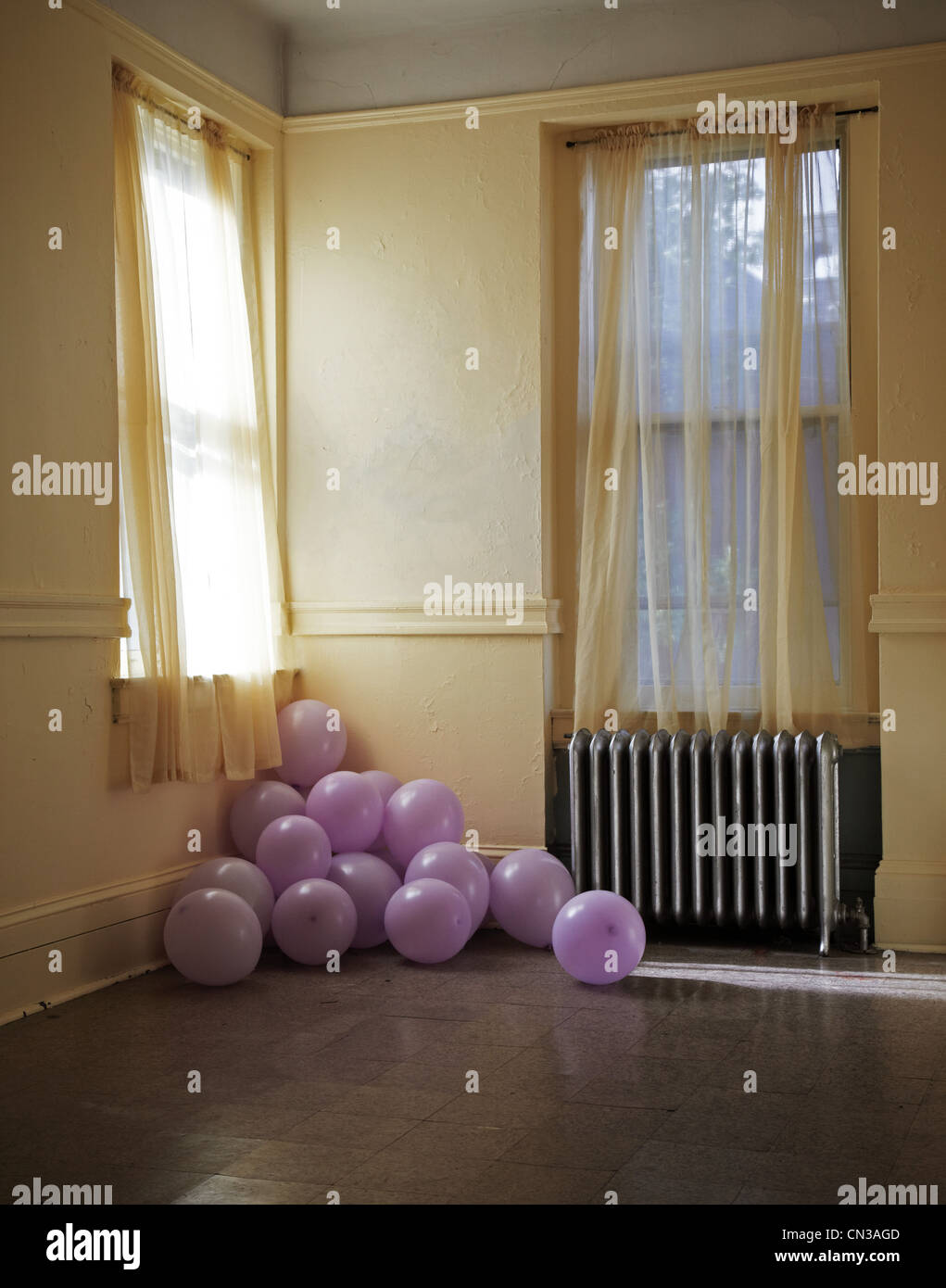 Ecke In Ecke Stockfotos und -bilder Kaufen - Alamy