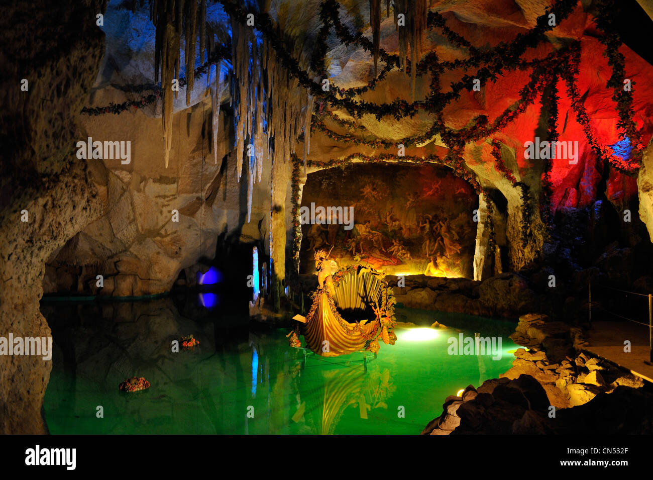 Venus cave linderhof castle bavaria -Fotos und -Bildmaterial in hoher ...
