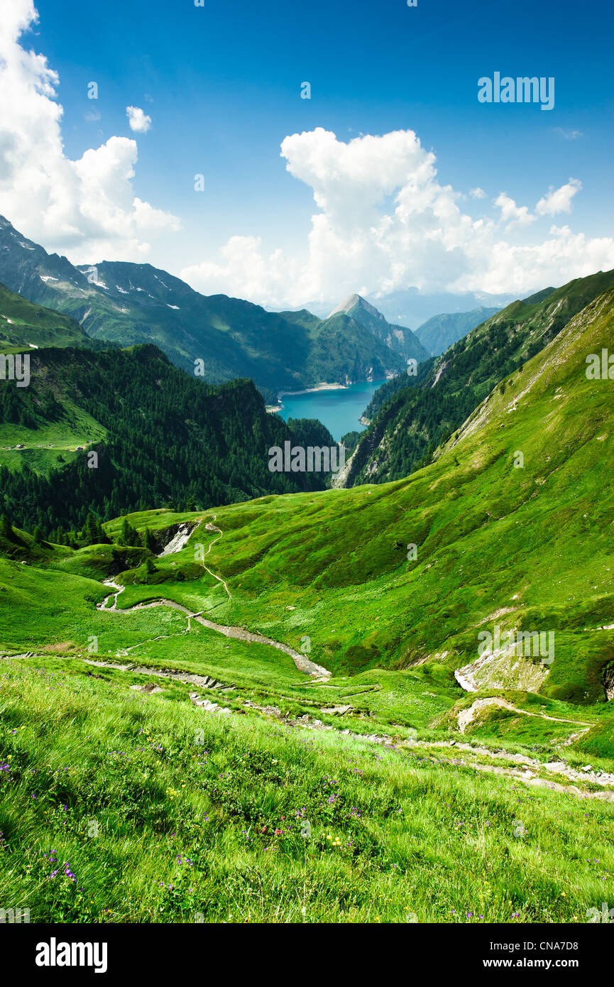 Lago di Luzzone, obere Bleniotal, Tessin, Schweiz Stockfotografie - Alamy