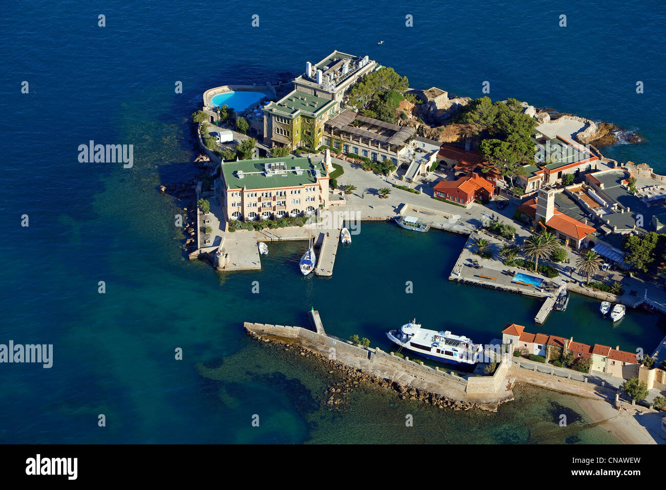Ile de bendor luftaufnahme -Fotos und -Bildmaterial in hoher Auflösung ...