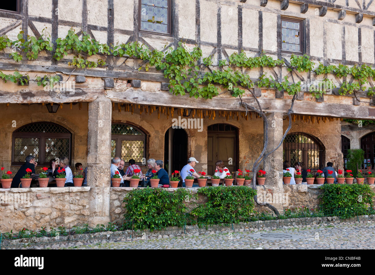 Frankreich, das mittelalterliche Dorf Perouges, Ain gekennzeichnet Les ...