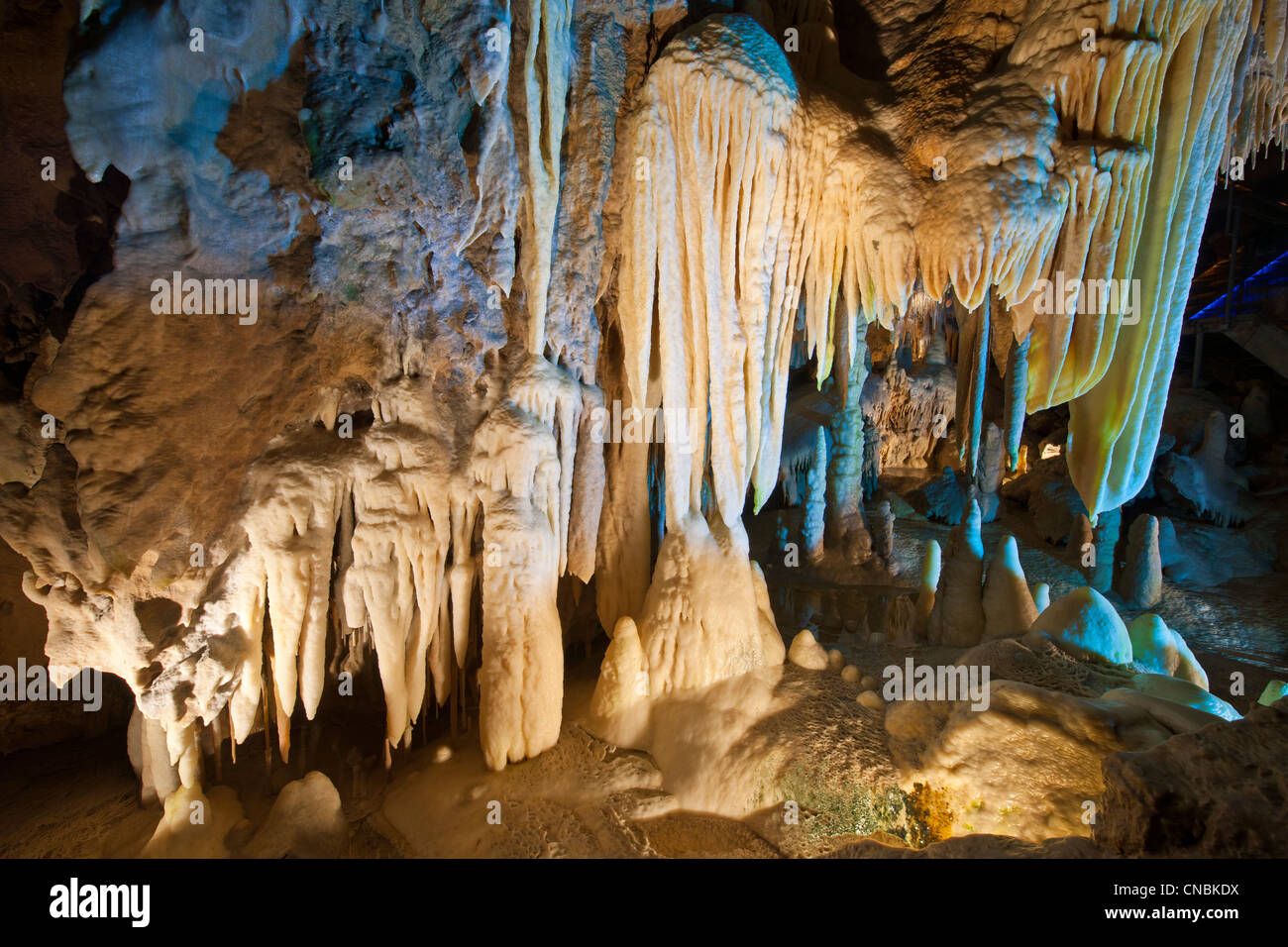 Frankreich, Pyrenäen Orientales, Villefranche de Conflent, mit der ...