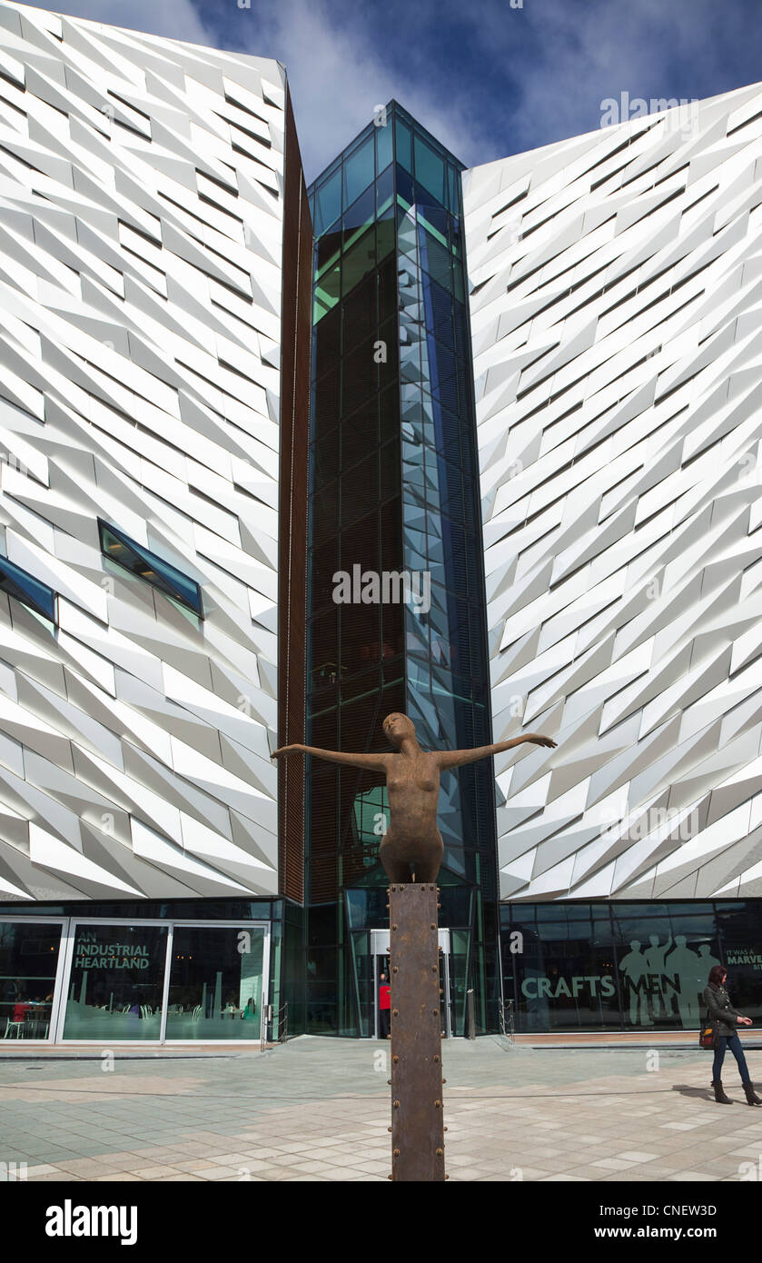 Irland, Norden, Belfast, Titanic Quarter, Besucherzentrum designed by ...