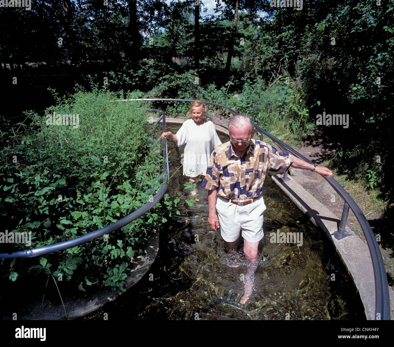 Hydrotherapie kneipp -Fotos und -Bildmaterial in hoher Auflösung – Alamy