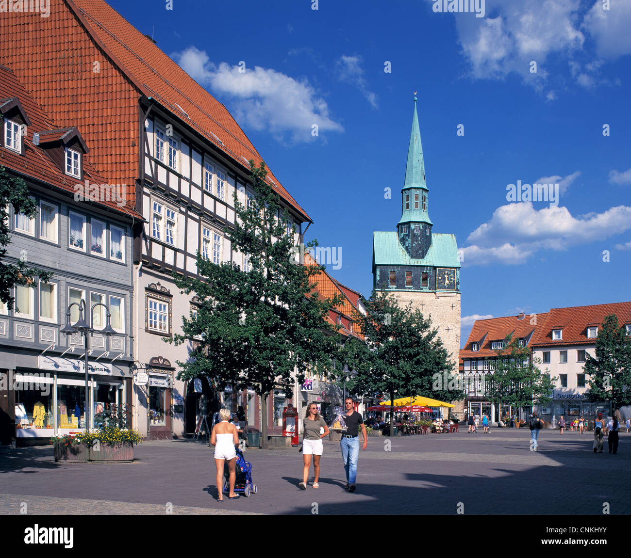 Kornmarkt Mit Aegidienkirche in Osterode bin Harz, Niedersachsen ...