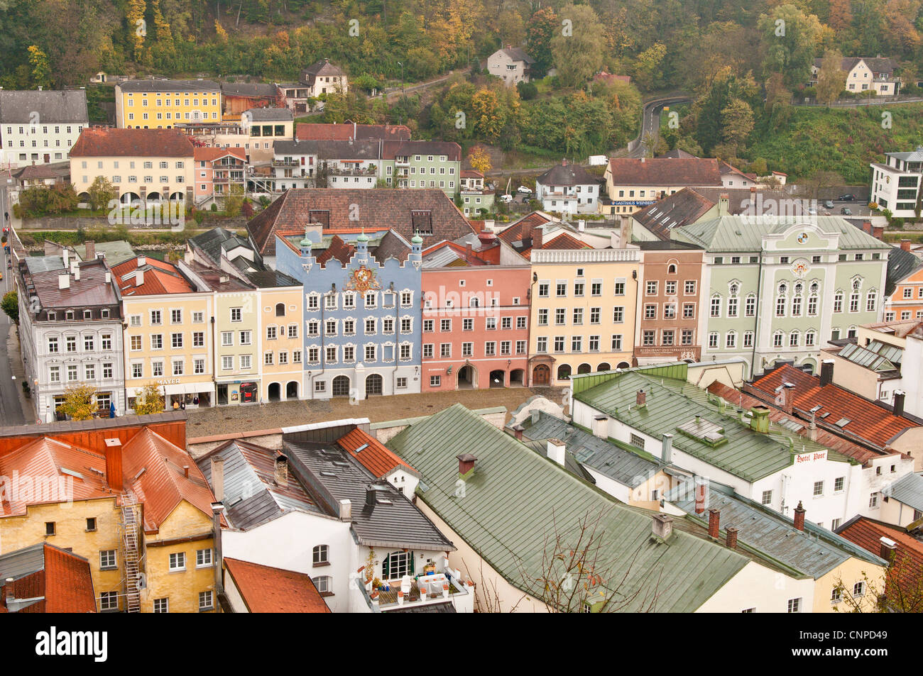 Luftaufnahme von Burghausen aus Burghausen Burg, Deutschland ...