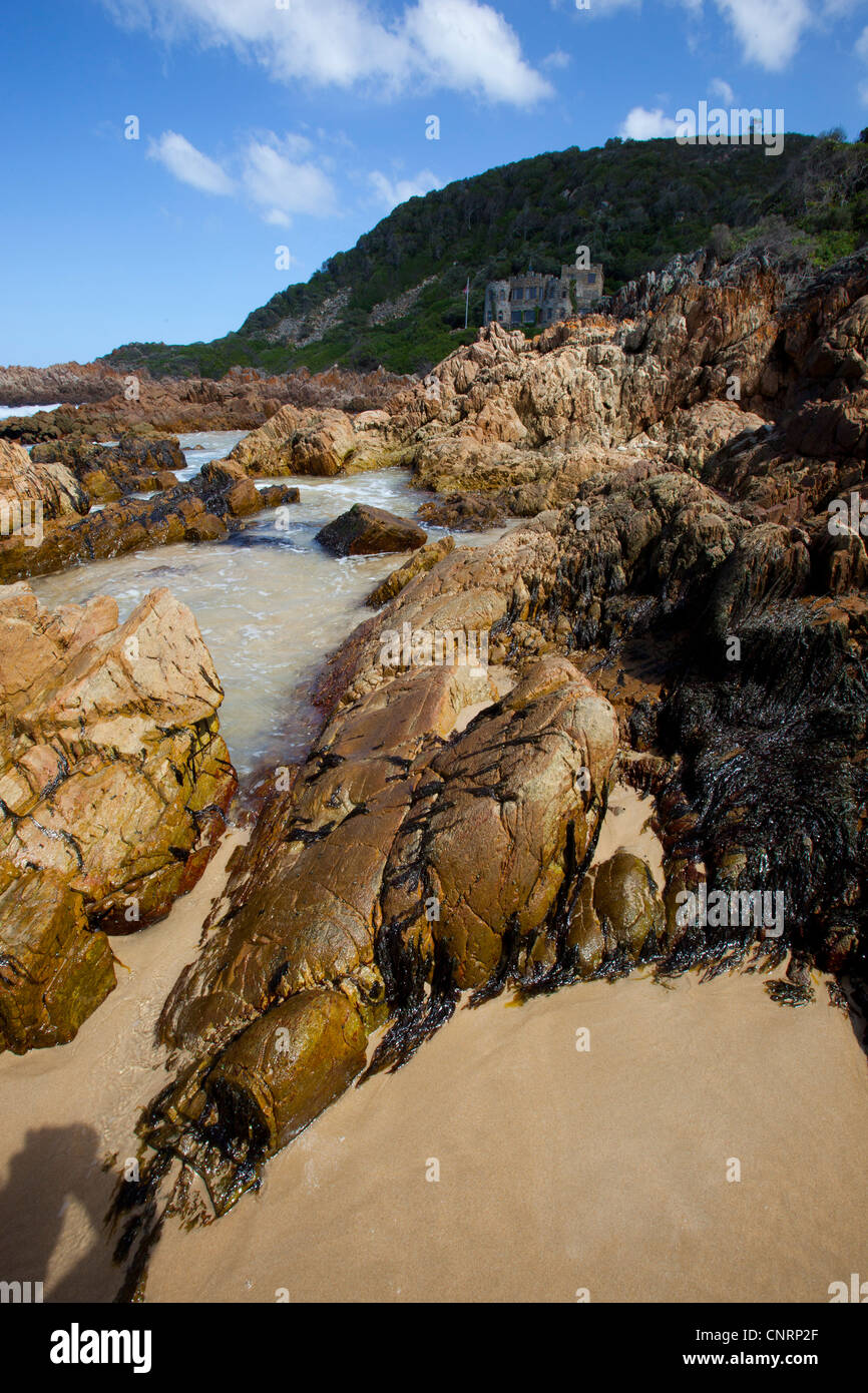 Ein Schloss am Noetzie Strand in Knysna, Westkap, Südafrika ...