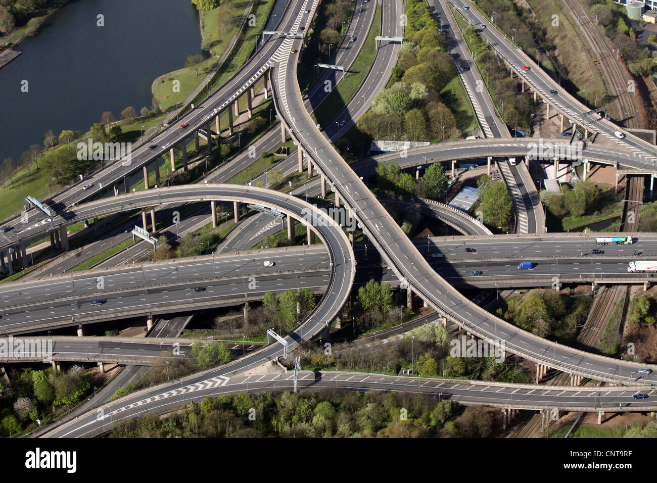 Complicated road junction interchange -Fotos und -Bildmaterial in hoher ...