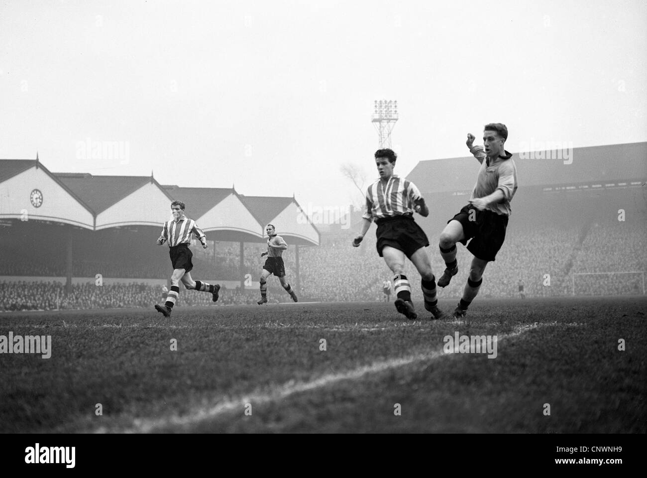 Roy swinbourne -Fotos und -Bildmaterial in hoher Auflösung – Alamy
