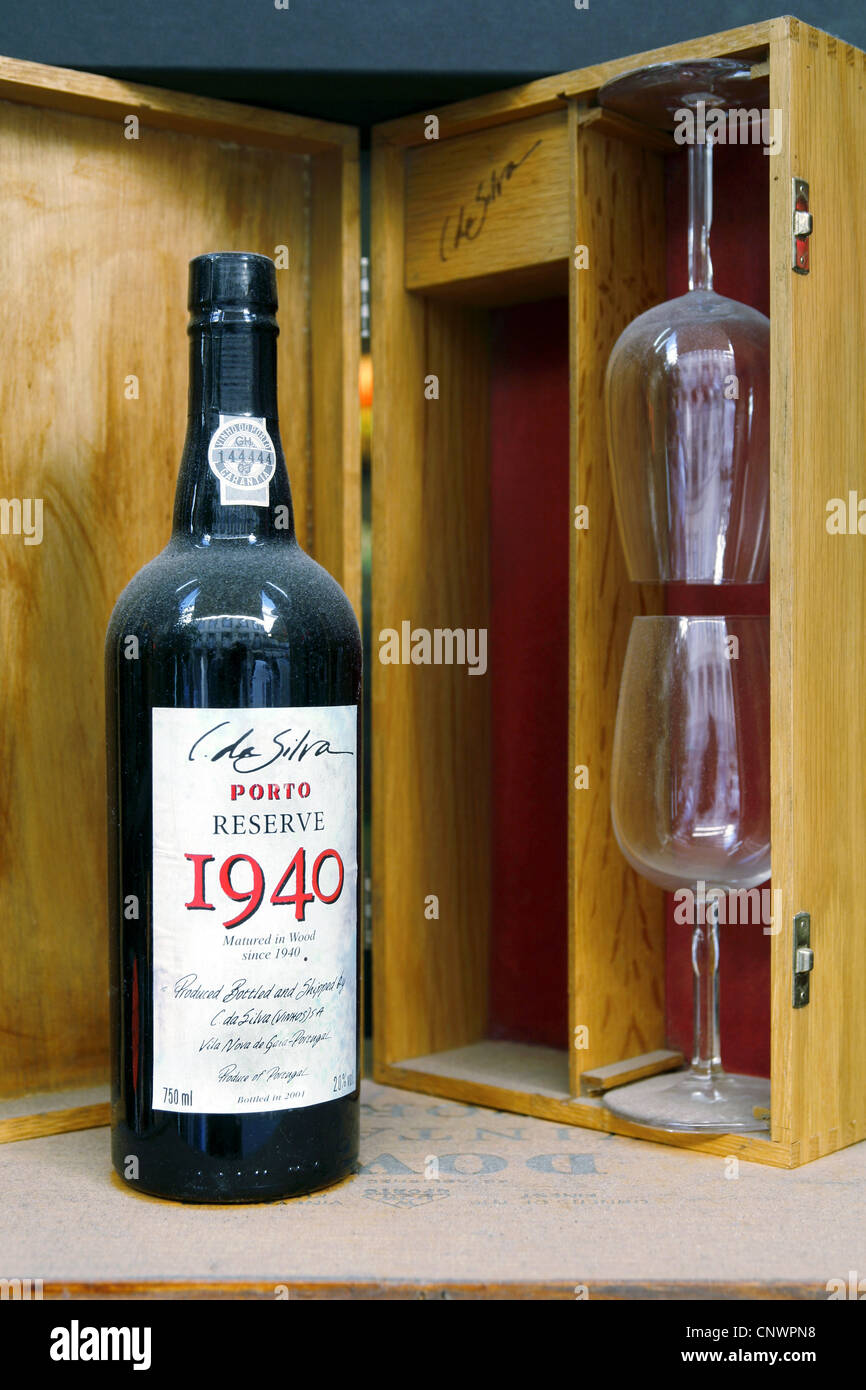 Portugal alcohol -Fotos und -Bildmaterial in hoher Auflösung – Alamy