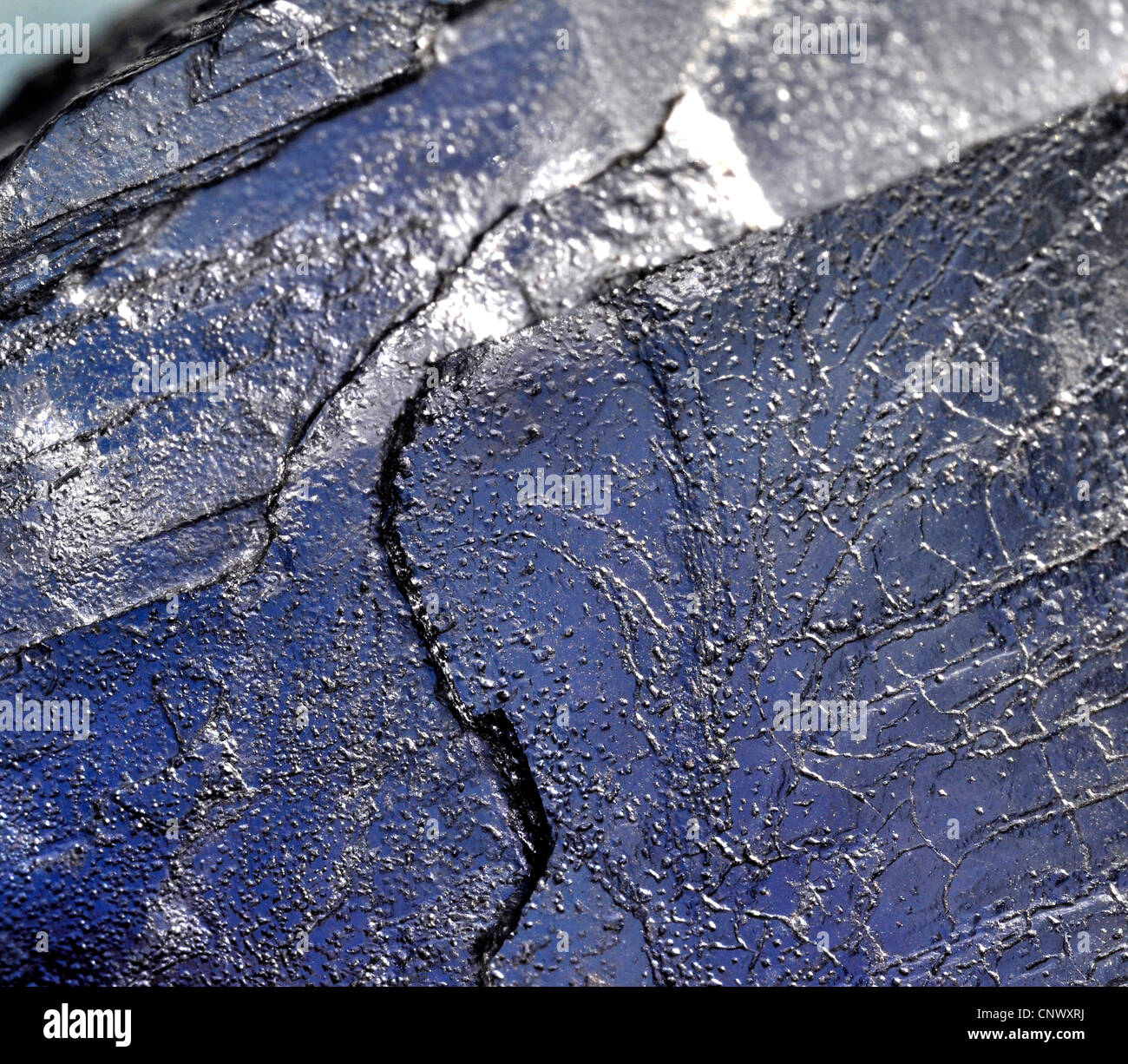 Sodium chloride structure -Fotos und -Bildmaterial in hoher Auflösung ...